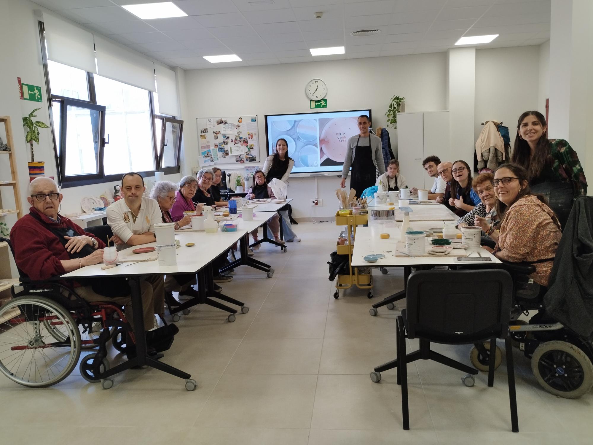 Fundación DomusVi y Fundación Prodis impulsan la inclusión social entre personas mayores y ...